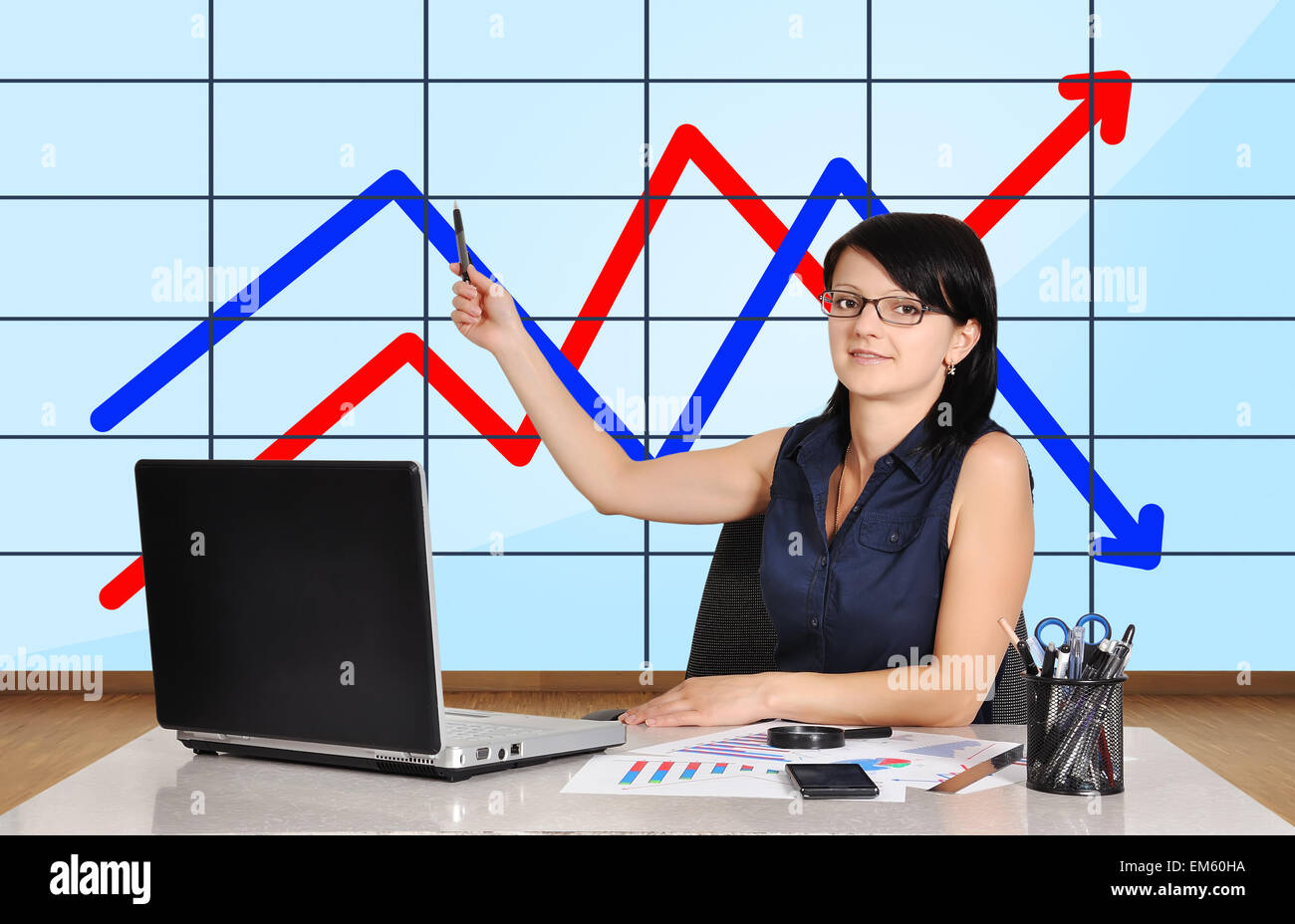 woman pointing at chart Stock Photo - Alamy