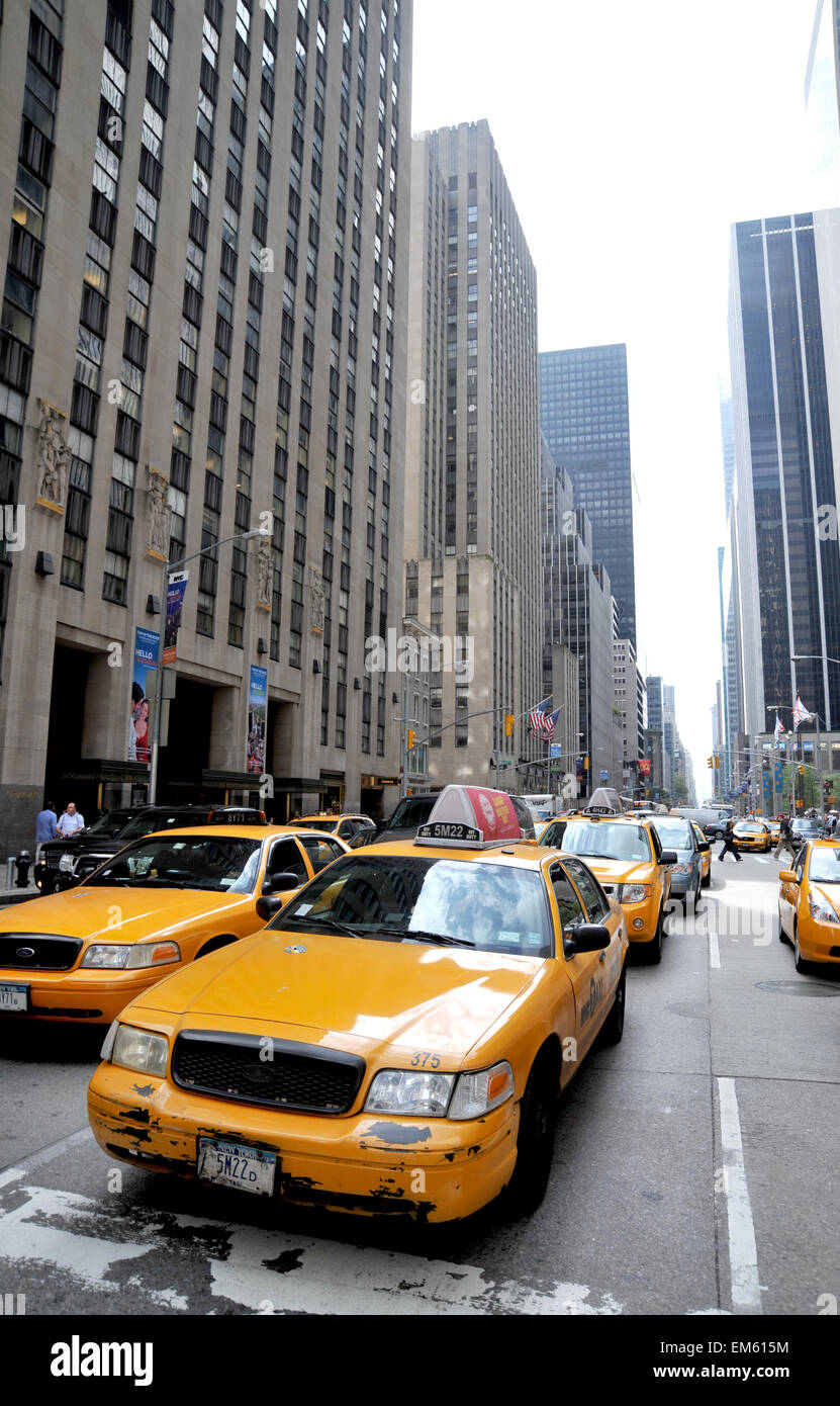 Ford crown victoria taxi cab hi-res stock photography and images - Alamy