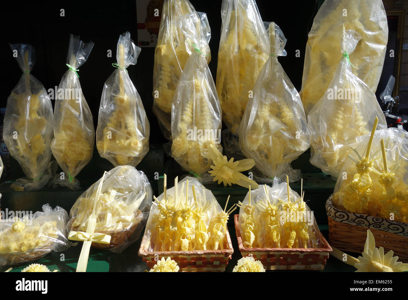 Braided palm leaves hi-res stock photography and images - Alamy