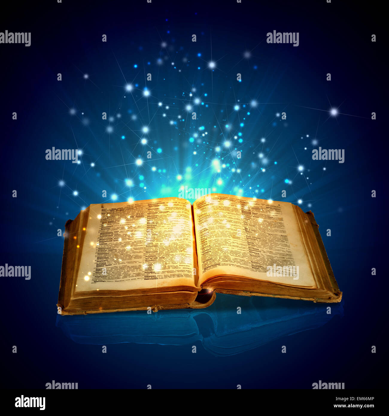 Bible stories book hi-res stock photography and images - Alamy