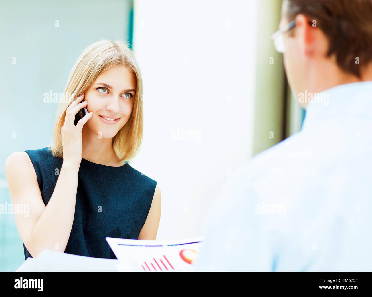 Two collegues in an office hi-res stock photography and images - Alamy