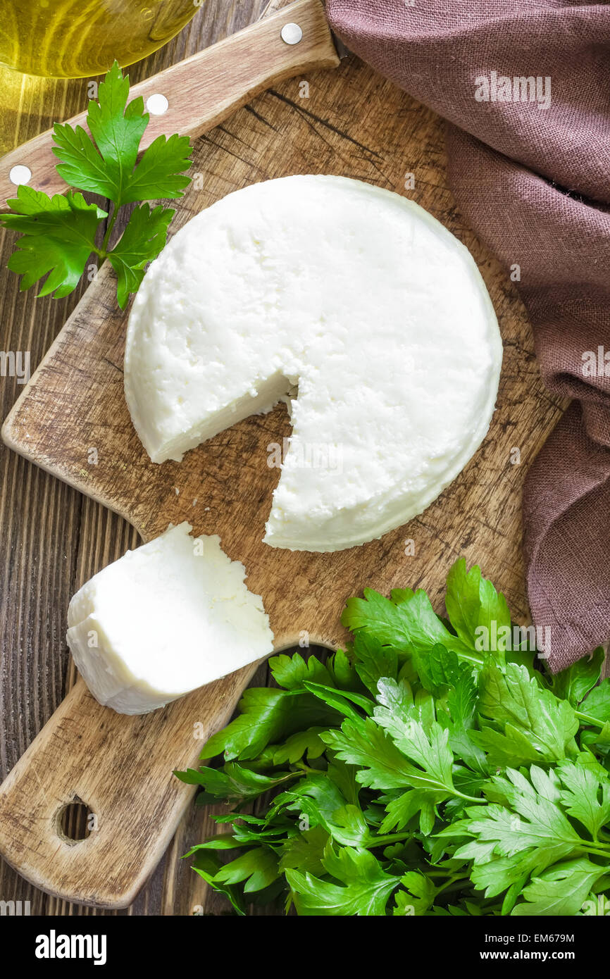 Round block of cheese hi-res stock photography and images - Alamy