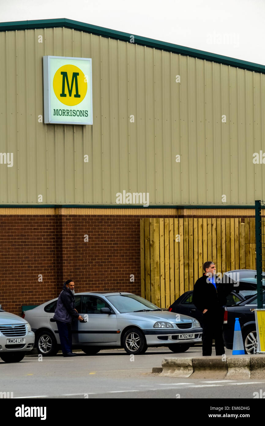 Wm morrison supermarkets plc hi-res stock photography and images - Alamy