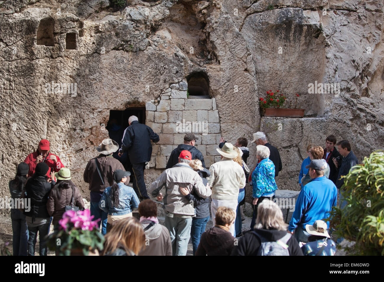 The women at jesus tomb hi-res stock photography and images - Alamy