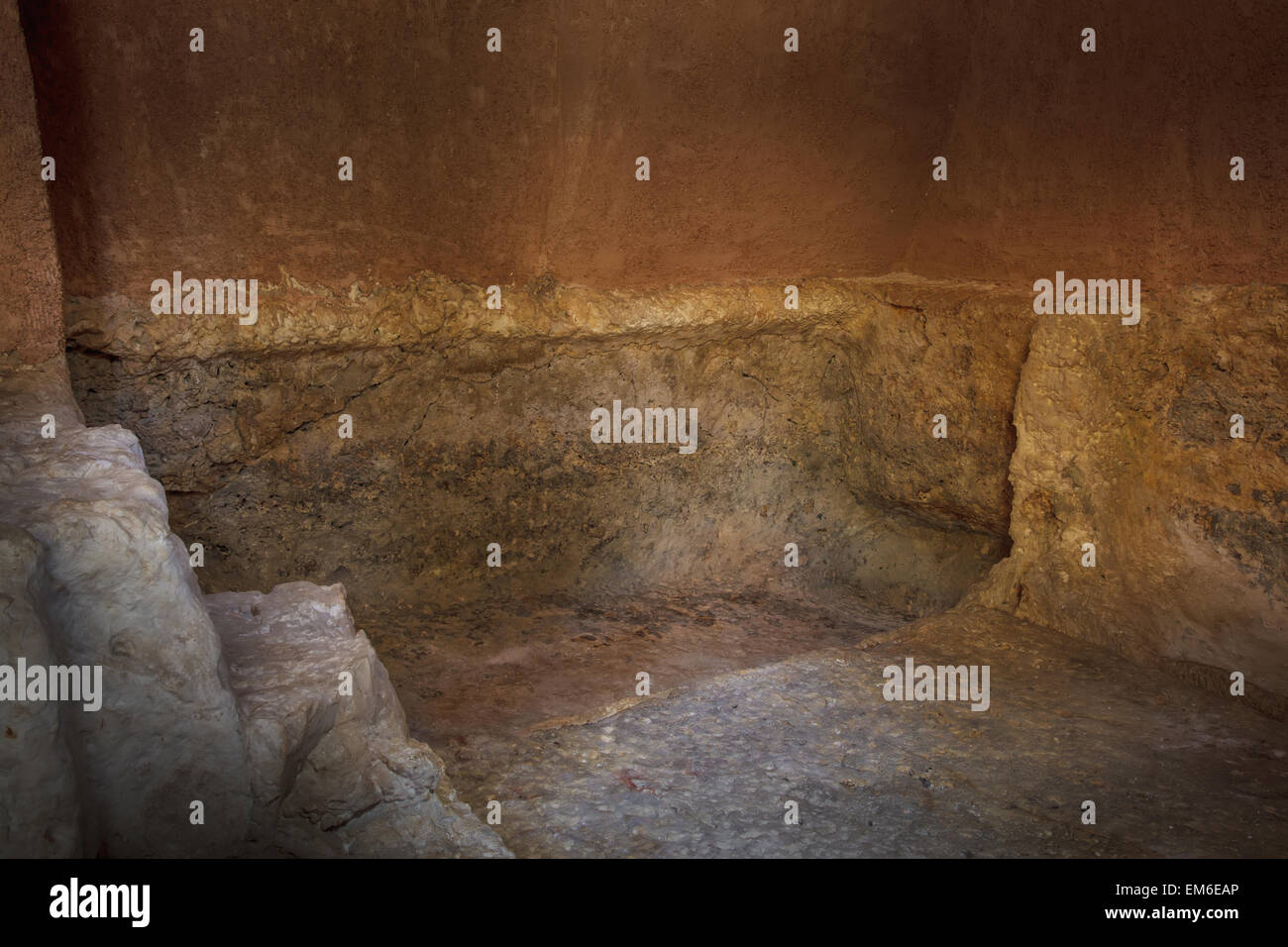Empty tomb jesus hi-res stock photography and images - Alamy