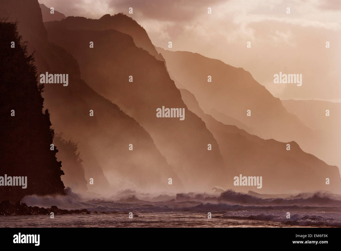 Hawaii, Kauai, North Shore, Na Pali Coast, Haena, Misty Waves At Dusk ...