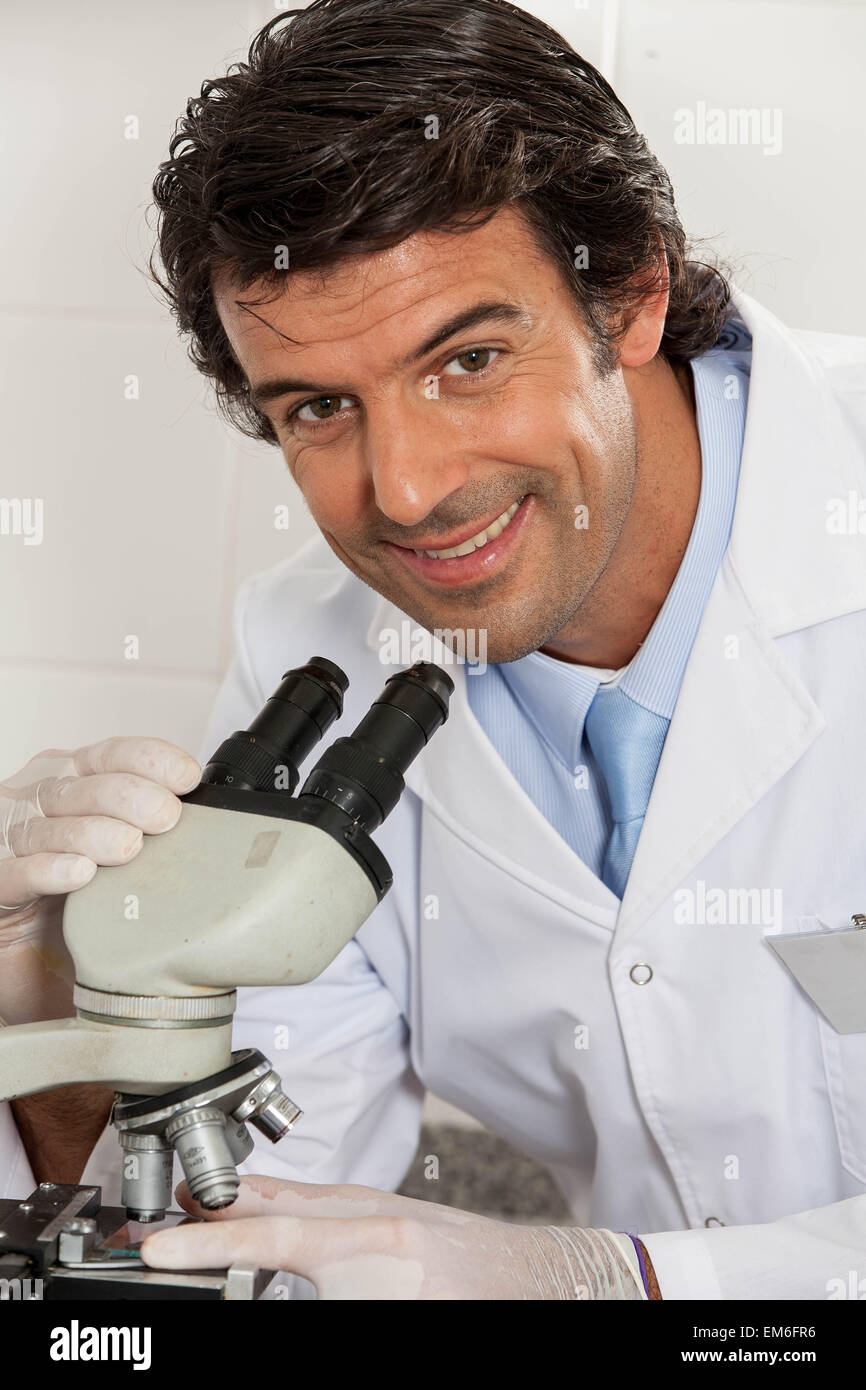 scientist man in the laboratory Stock Photo - Alamy