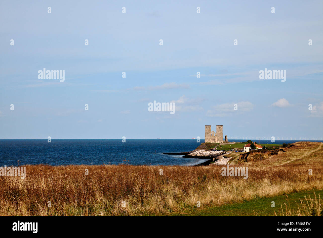 RS 2180. Reculver Country Park, The Oyster Way, Kent, England Stock ...