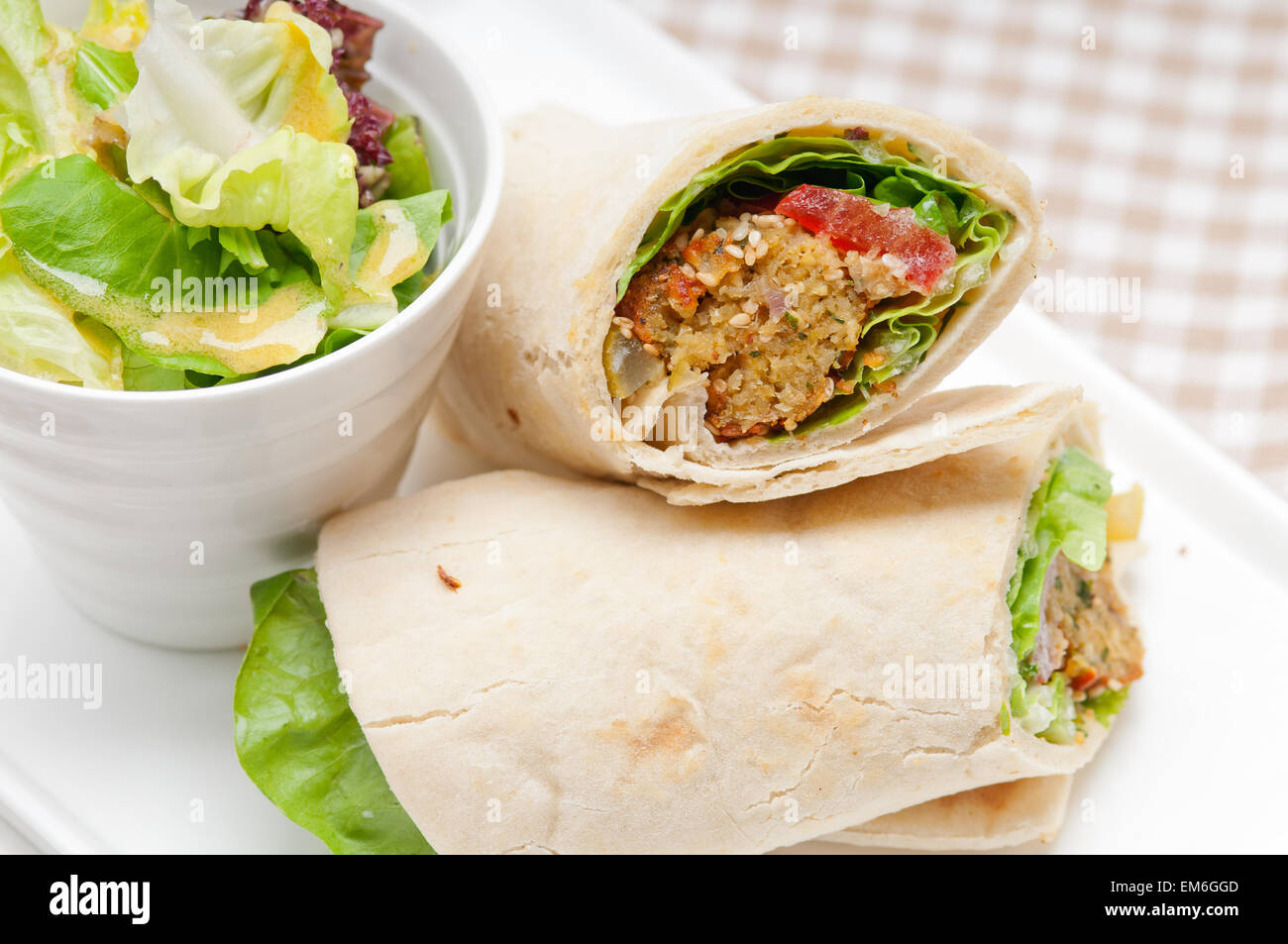 falafel pita bread roll wrap sandwich Stock Photo - Alamy
