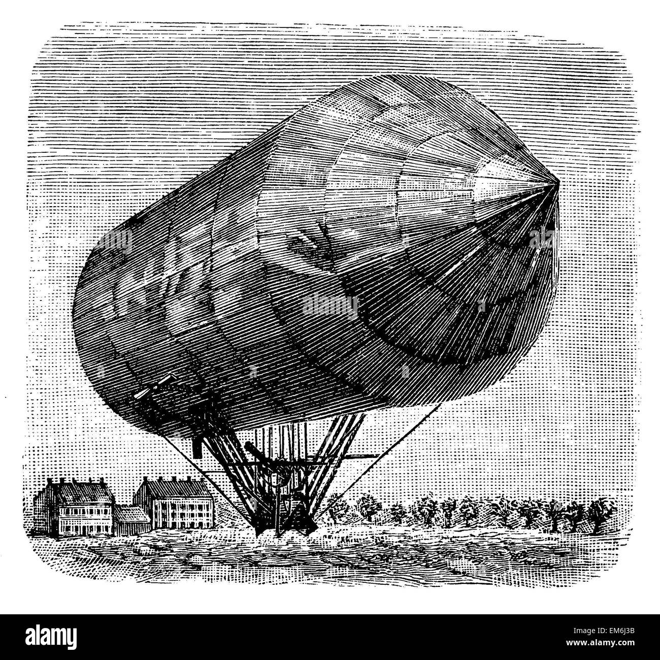Zeppelin balloon Cut Out Stock Images & Pictures - Alamy