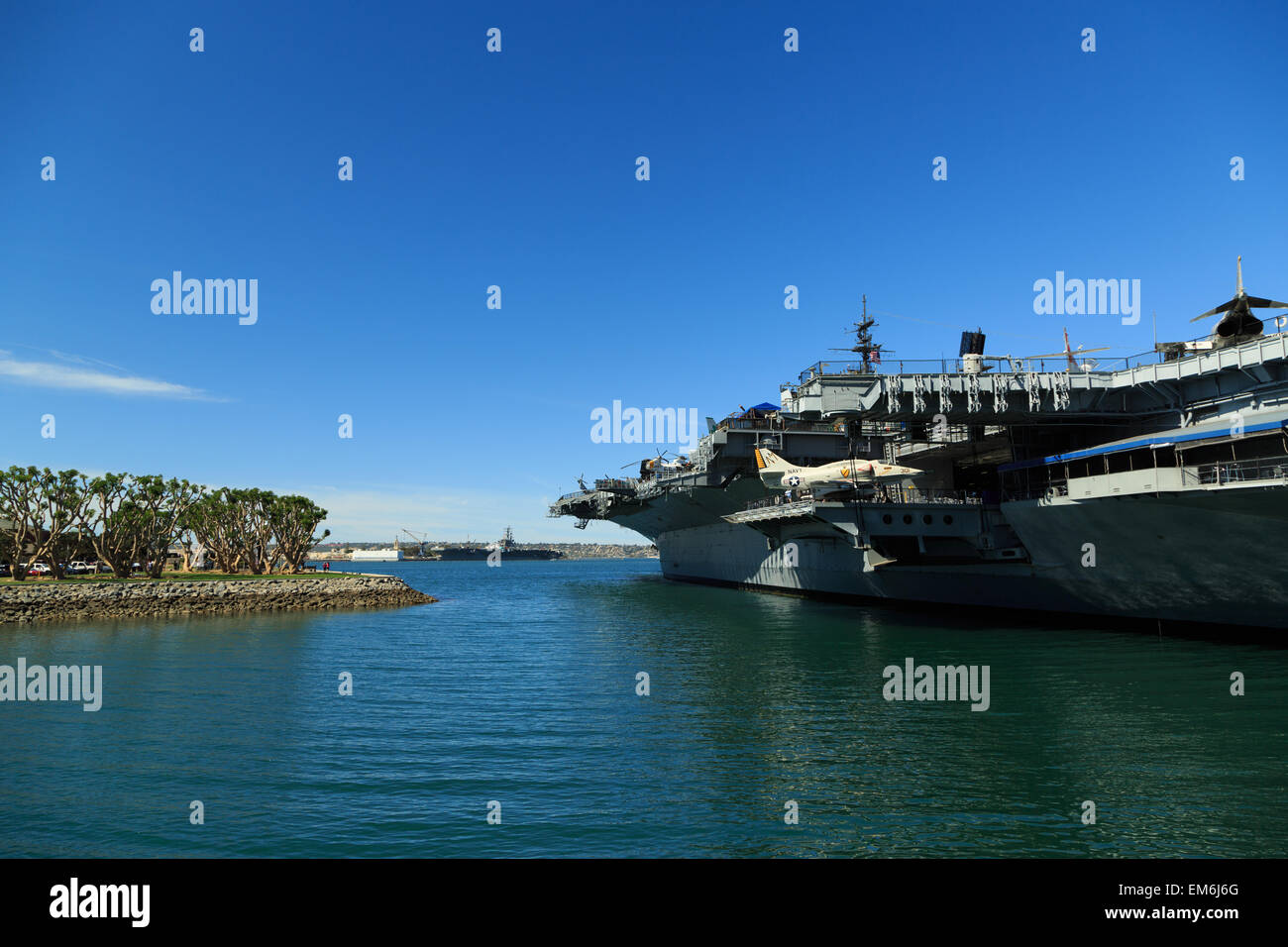 Photograph uss midway cv 41 museum hi-res stock photography and images ...