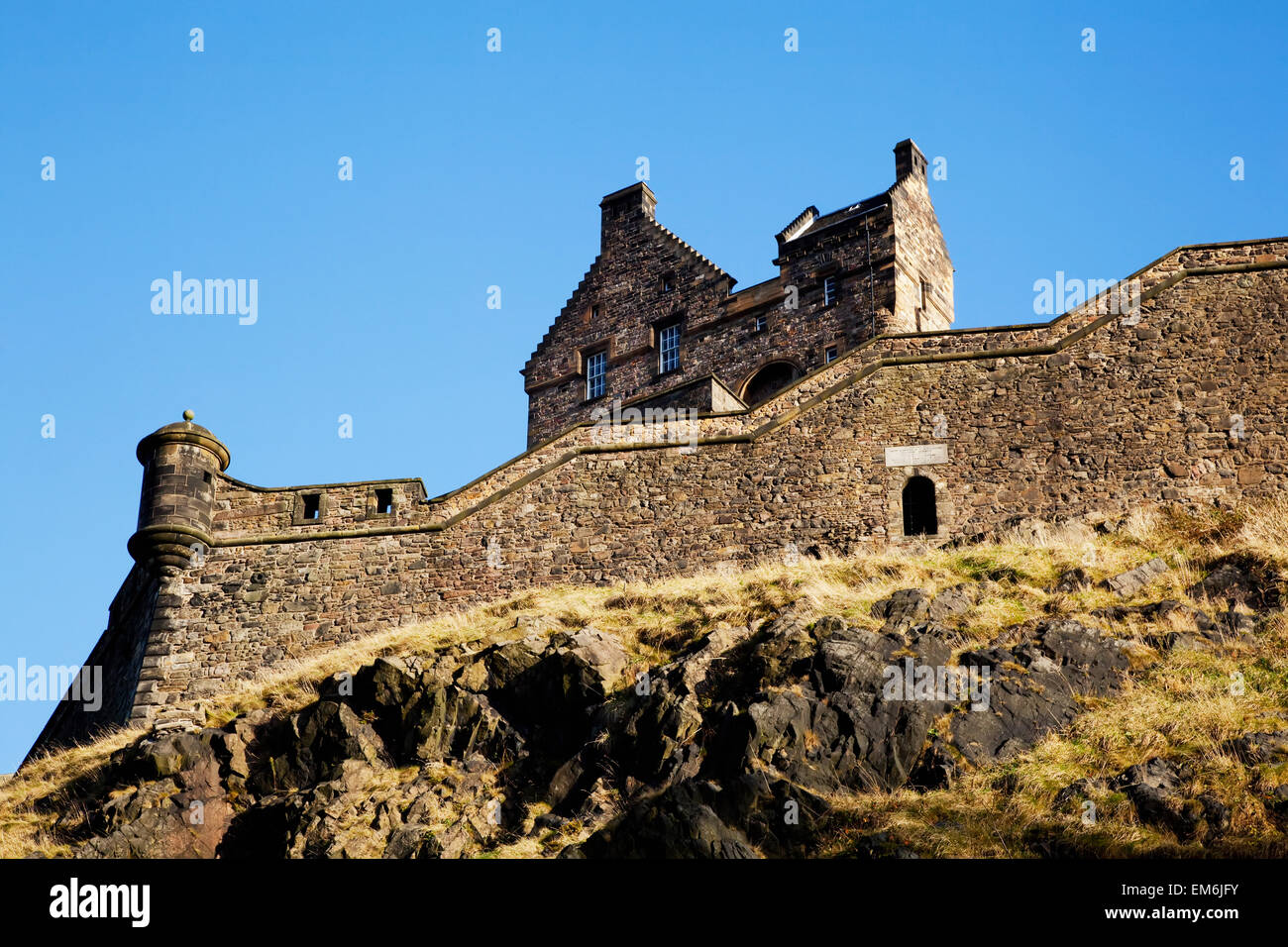 View part edinburgh castle hi-res stock photography and images - Alamy