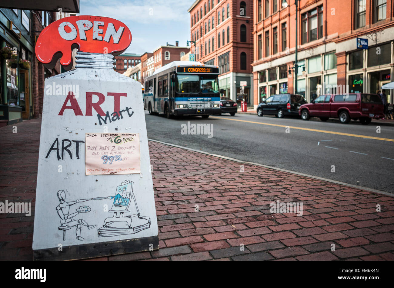 Art store sign on sidewalk Stock Photo - Alamy