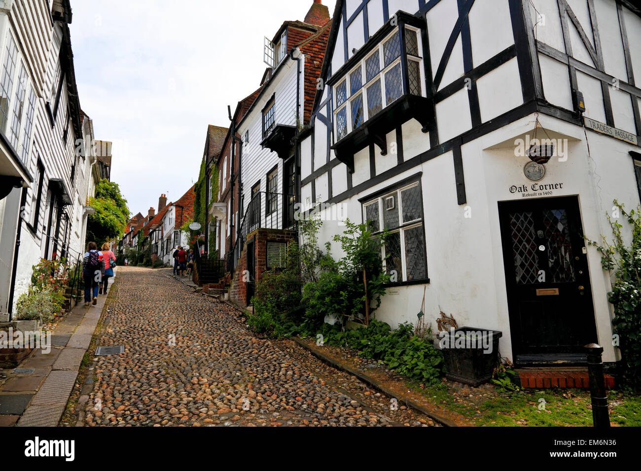 RS 4862. Cobbled Street, Rye, East Sussex, England Stock Photo - Alamy