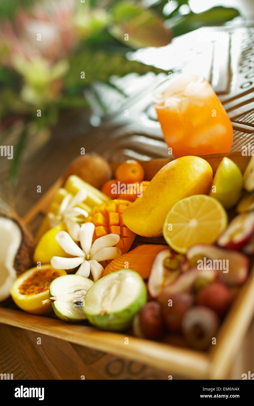 Hawaii, Tropical Fruit Tray Display Stock Photo - Alamy