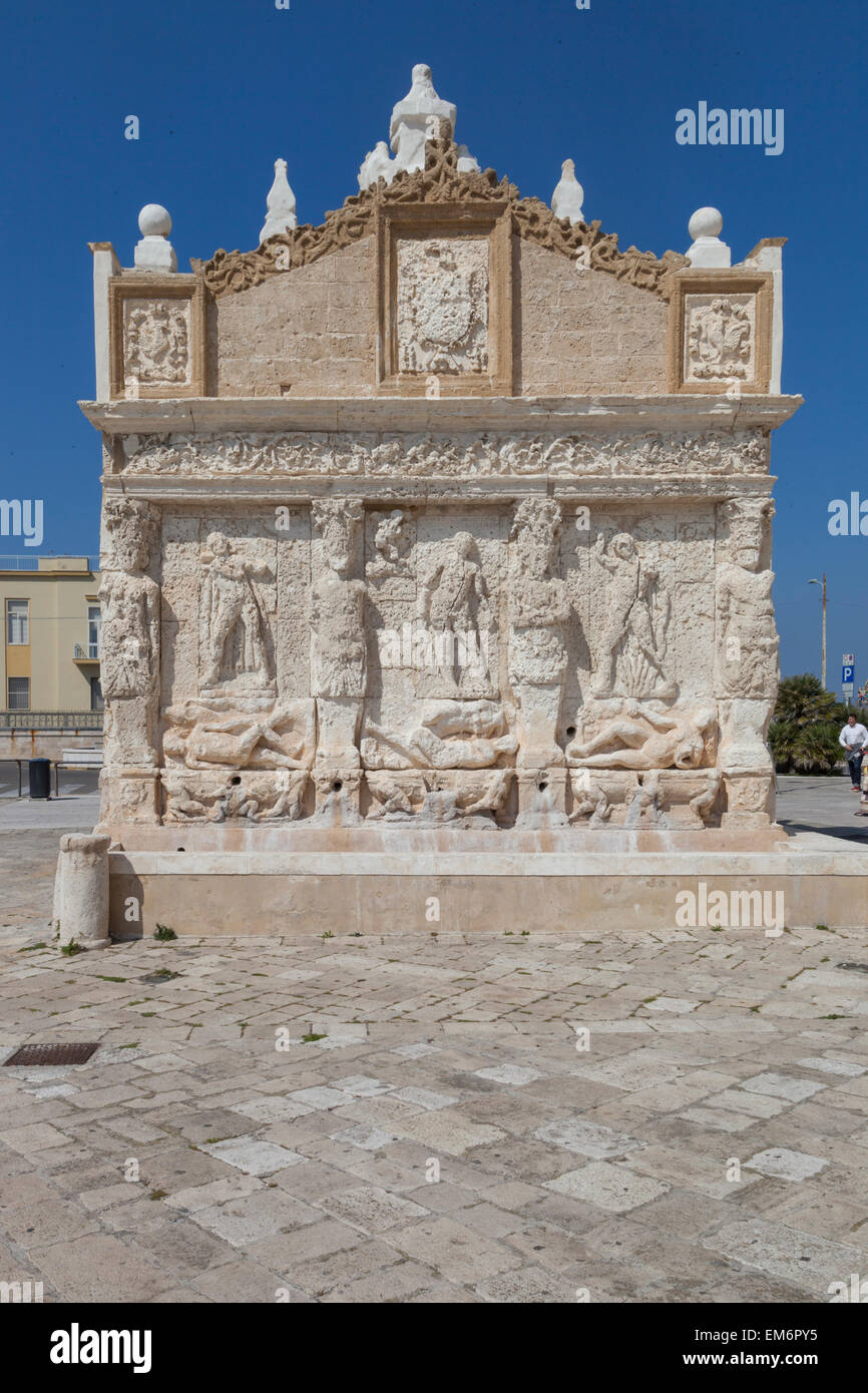 Gallipoli lecce hi-res stock photography and images - Alamy