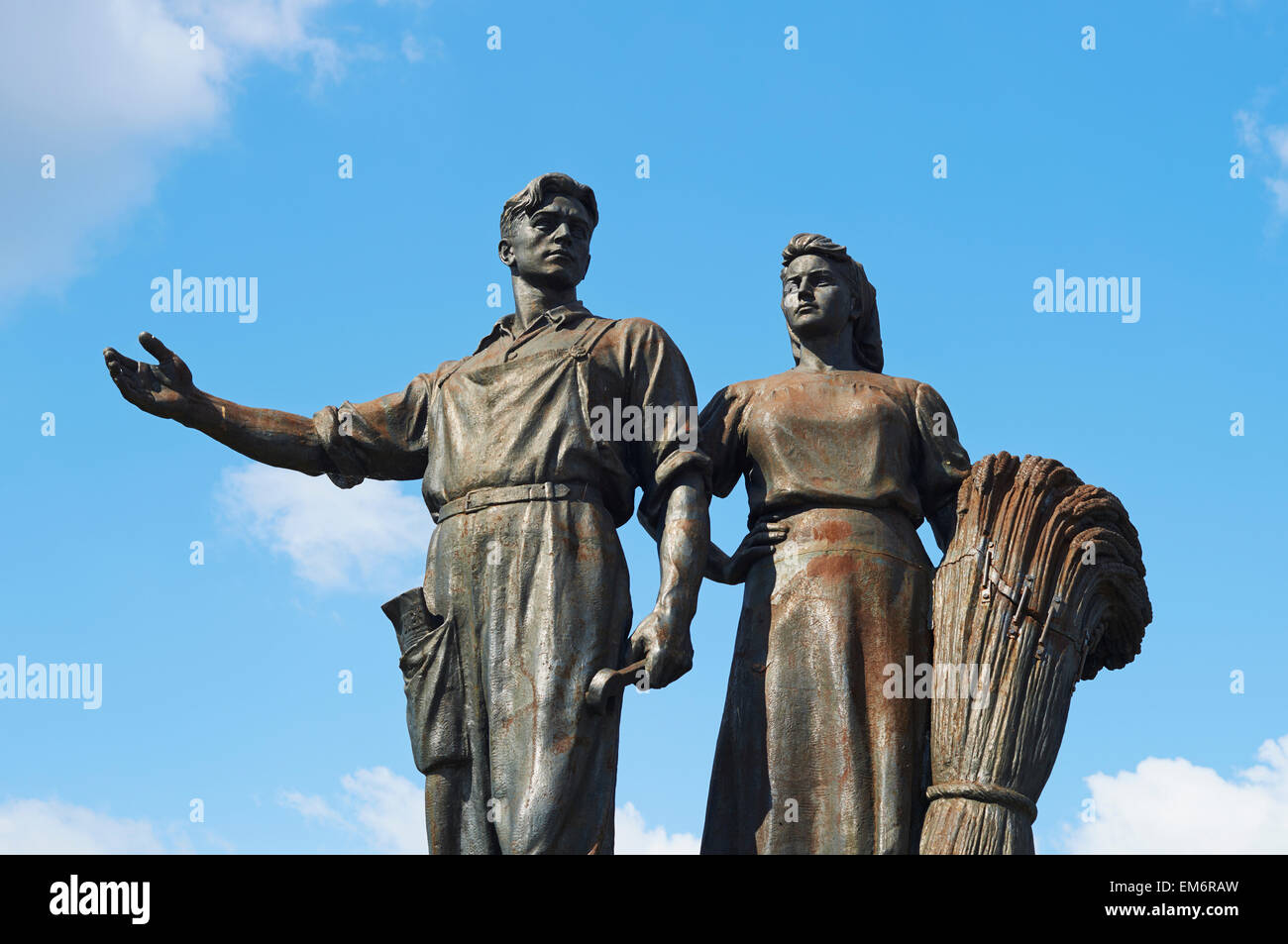 Public Soviet statue of male and female workers; Vilnius, Lithuania ...