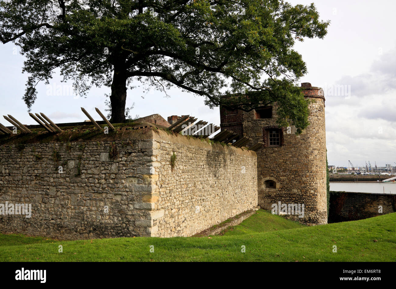 Upnor hi-res stock photography and images - Alamy