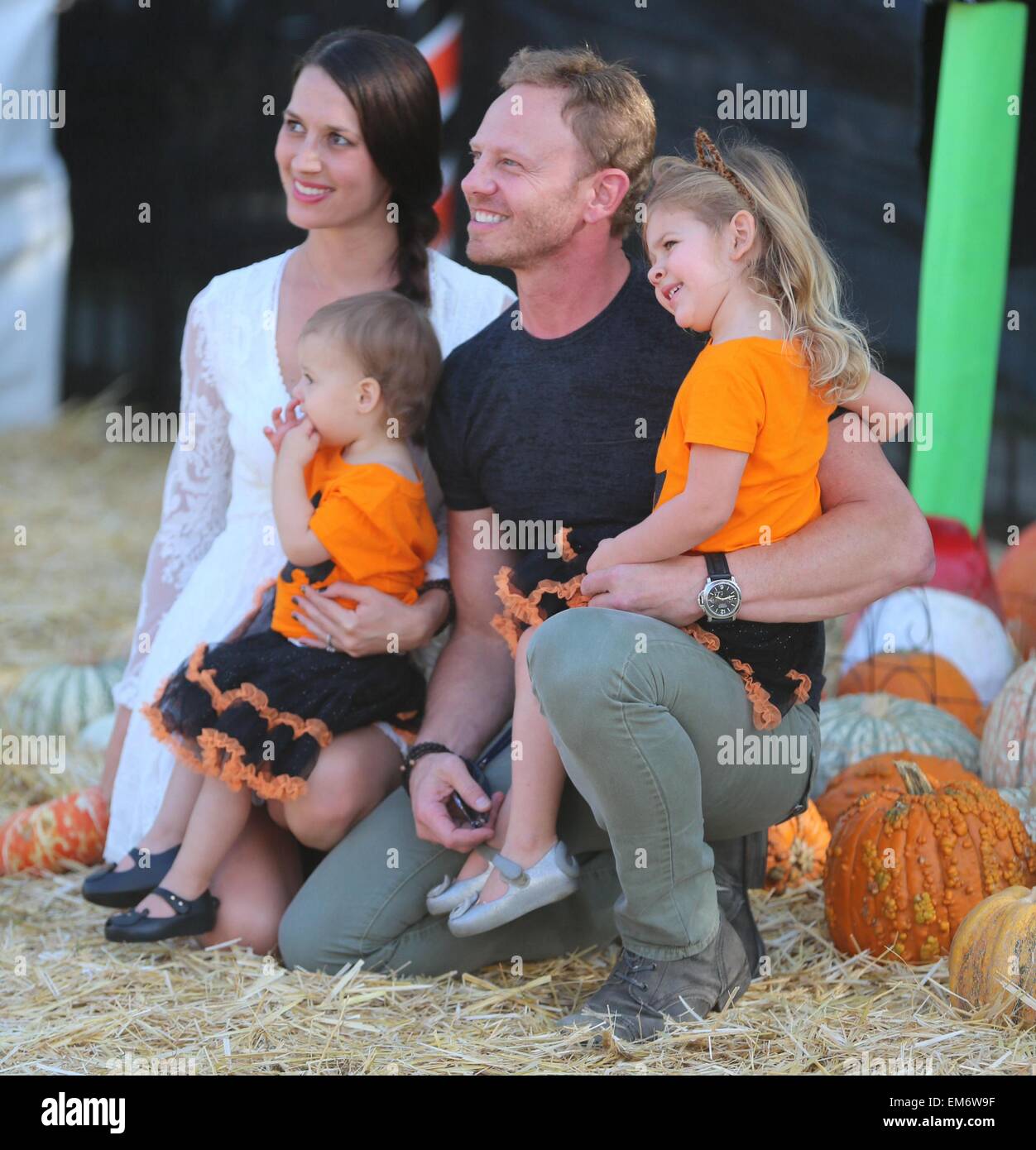Ian Ziering visits Mr. Bones Pumpkin Patch with his family Featuring ...