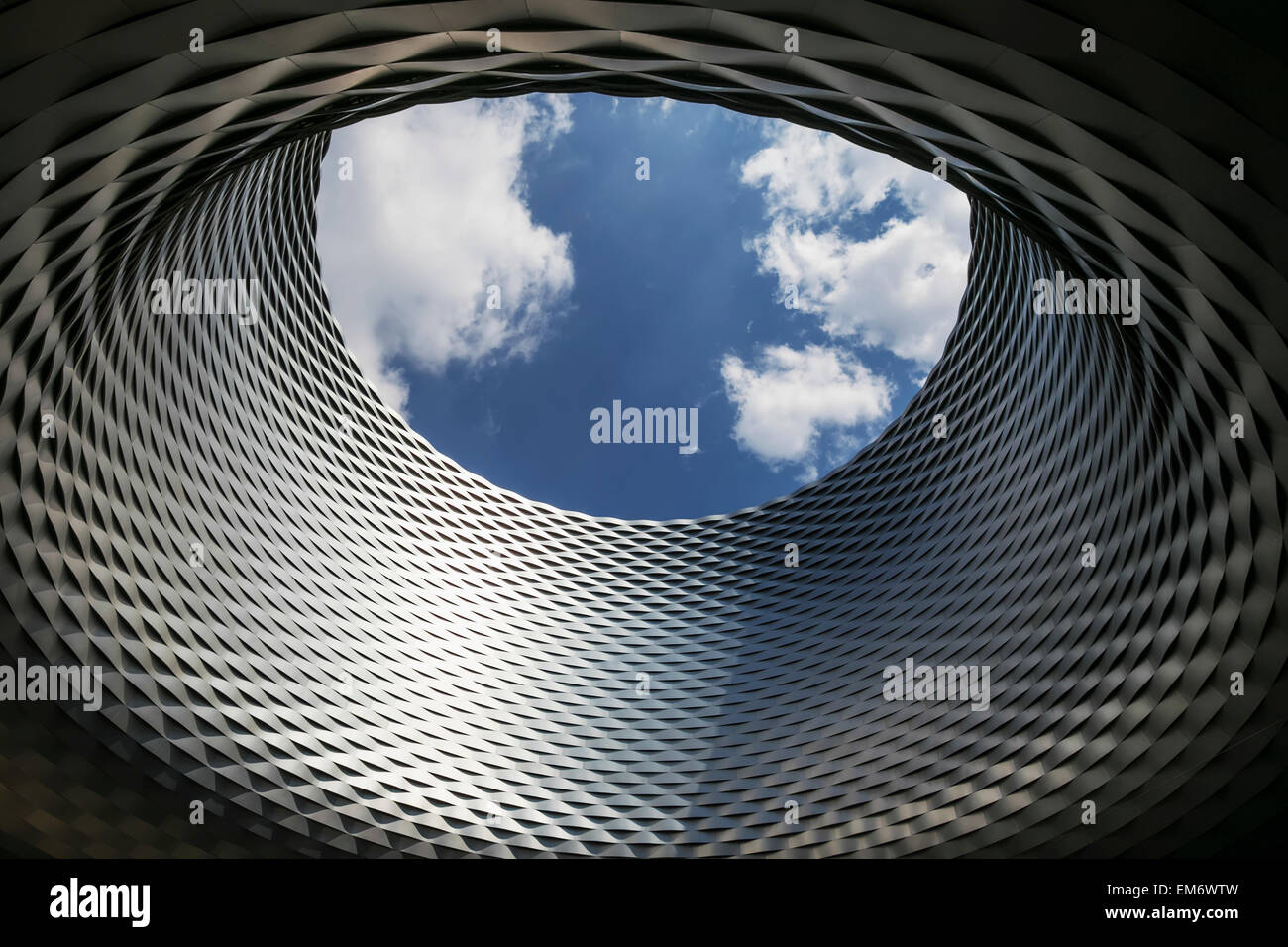 Basel Convention Center (Messe) - Herzog & de Meuronund Exhibition ...