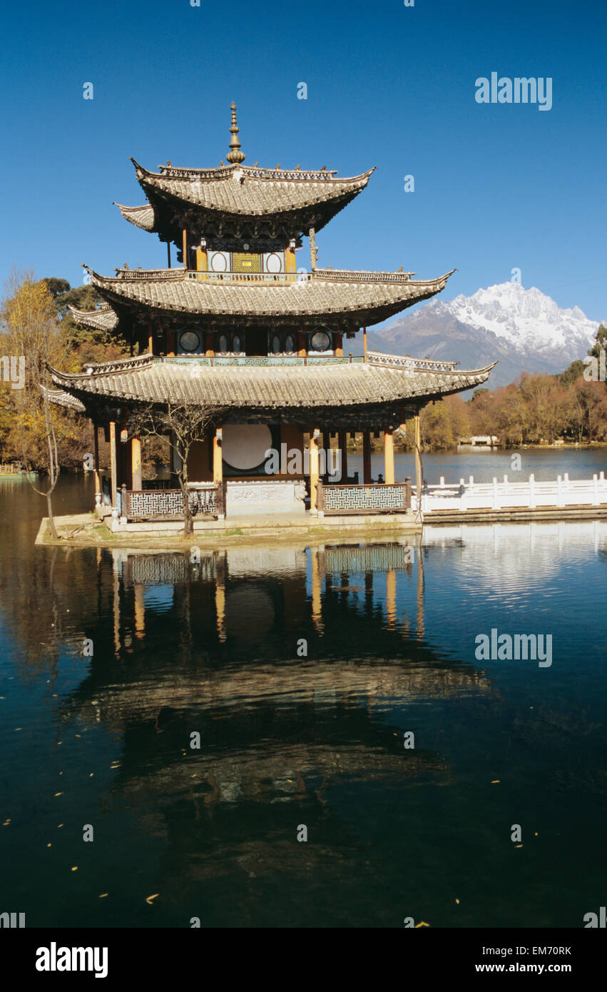 China, Black Dragon Pool Park with Five Phoenix Pavilion; Lijiang Stock ...