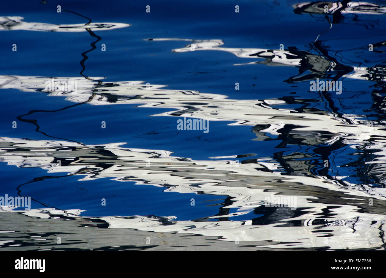 Abstract Patterns In Ocean Ripples Stock Photo - Alamy
