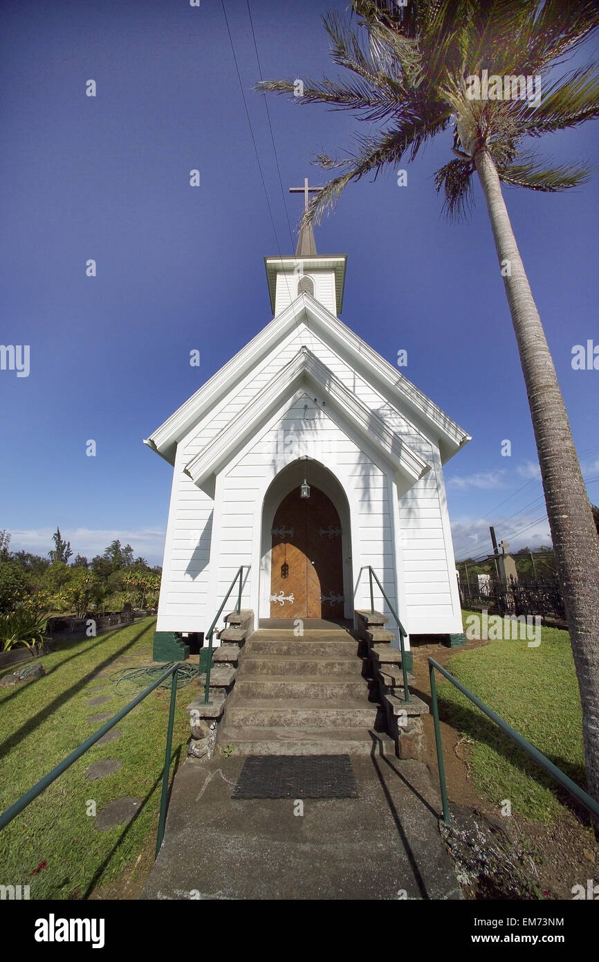 USA, Hawaiian Islands, Big Island, Small white church; North Kohala ...