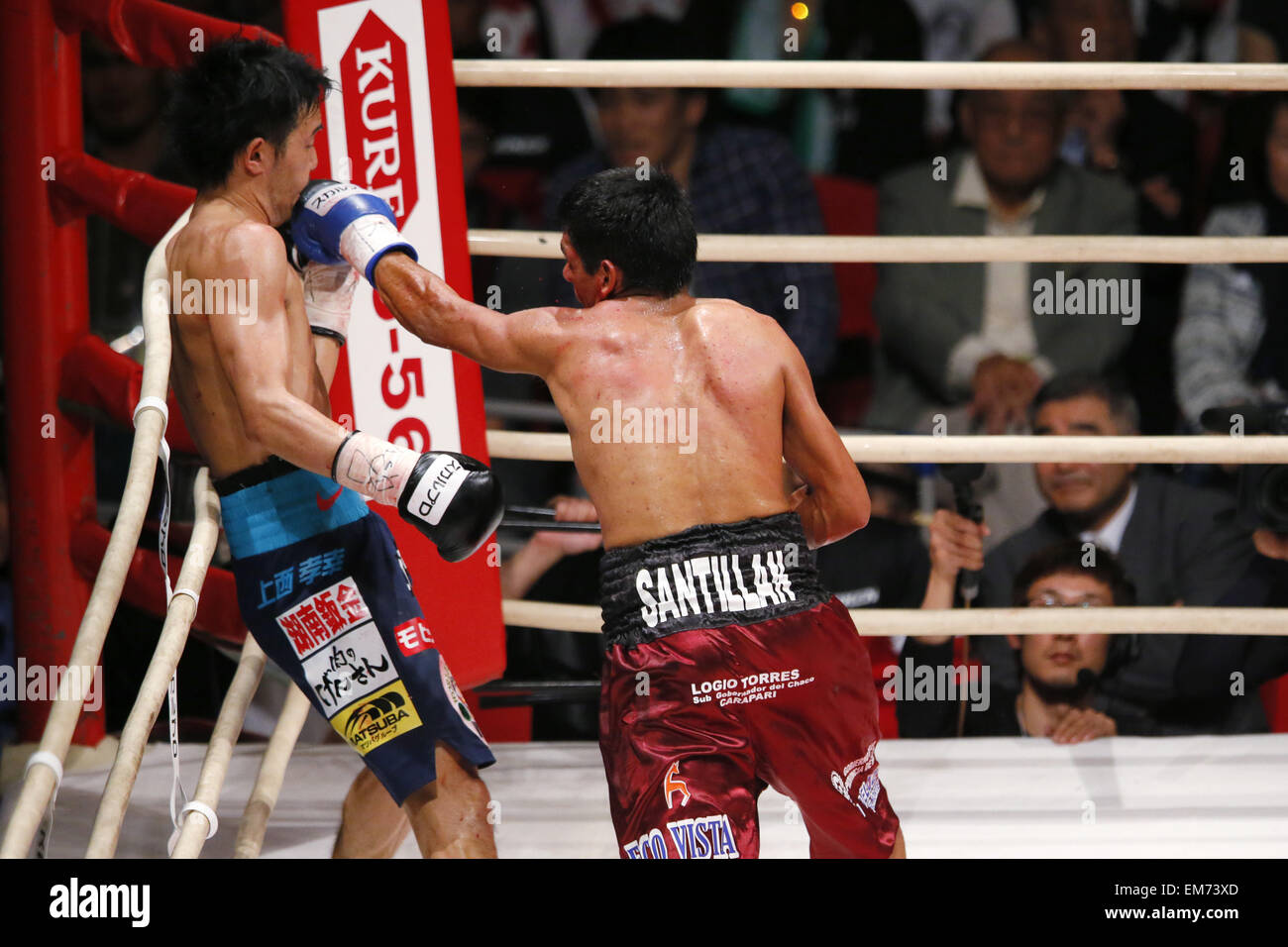 Osaka, Japan. 16th April, 2015. . Shinsuke Yamanaka won by KO after 7 ...