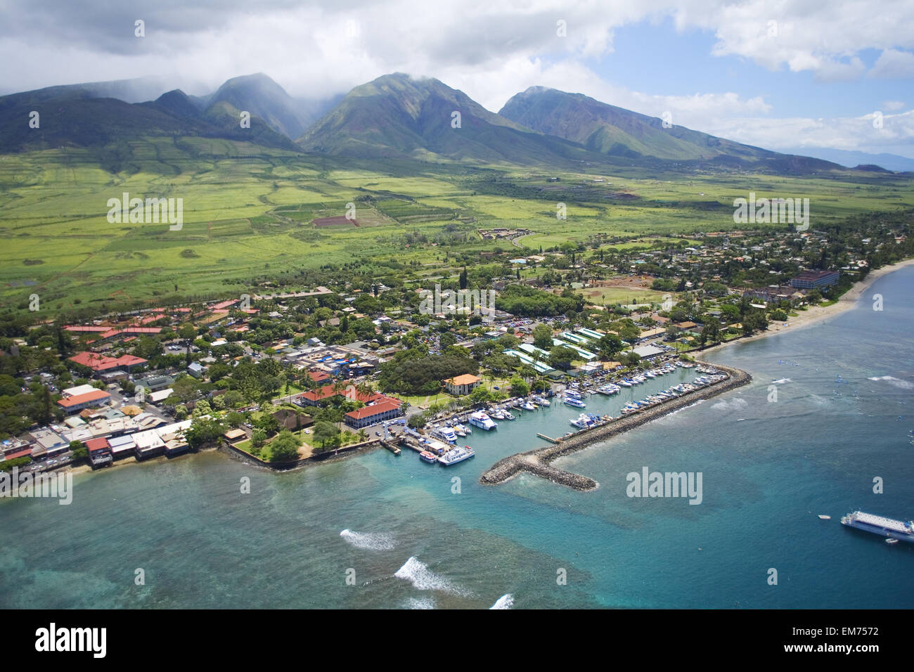 USA, Hawaii, Maui, West Maui mountains; Lahaina Stock Photo - Alamy