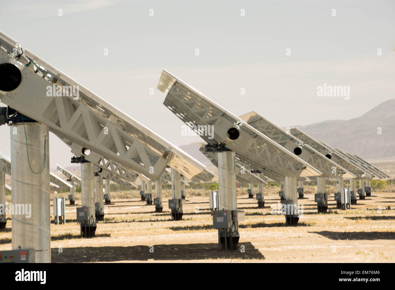 Borrego Springs, California, USA. 11th Apr, 2015. Solar panels at solar ...