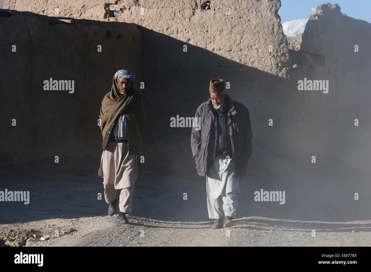 Afghanistan bamiyan province bamiyan man hi-res stock photography and ...