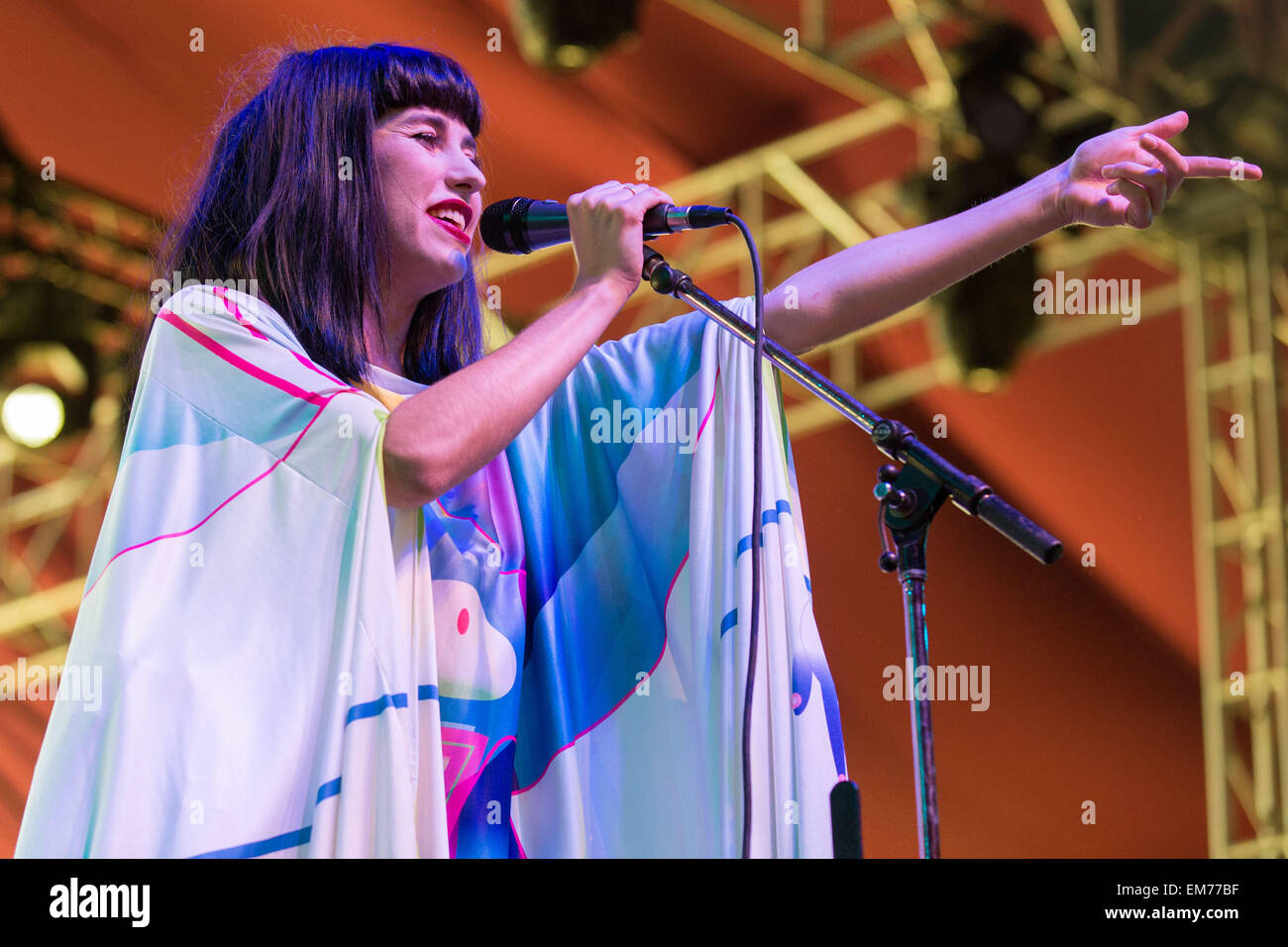 Kimbra singer hi-res stock photography and images - Alamy