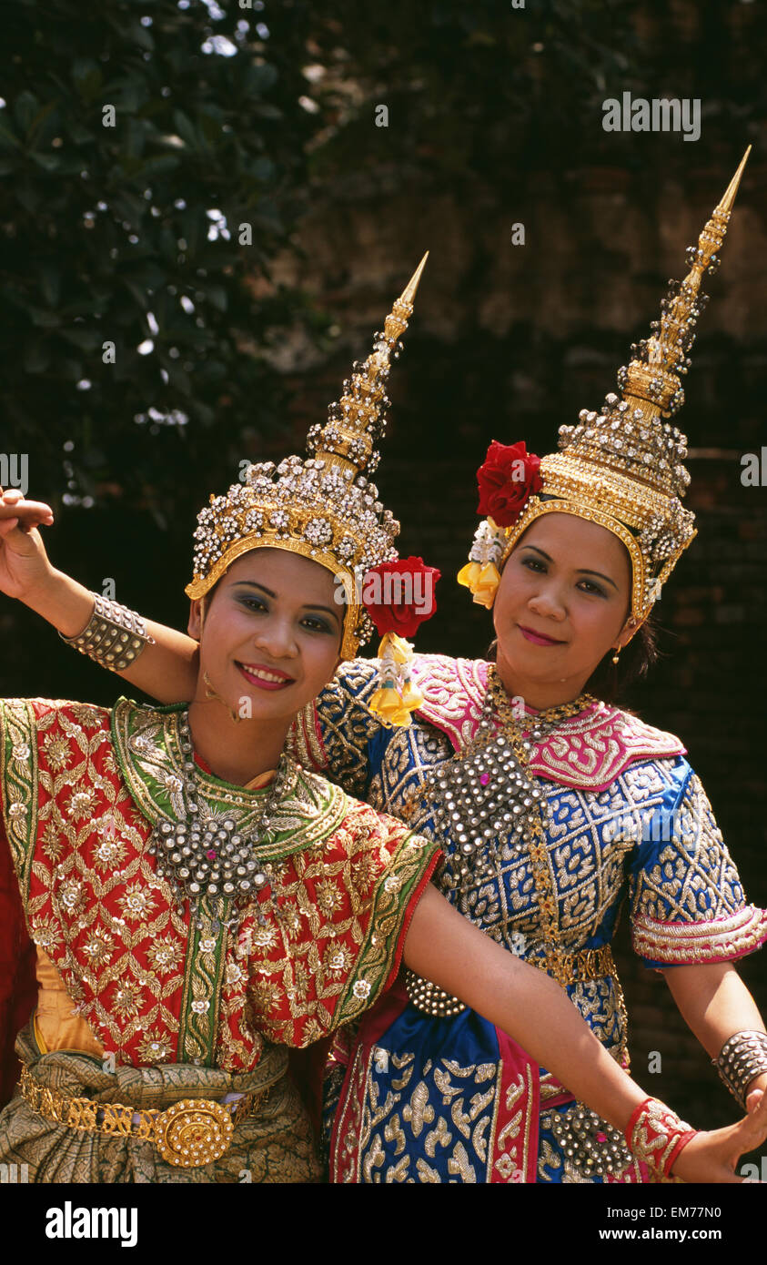 Lakhon thailand hi-res stock photography and images - Alamy