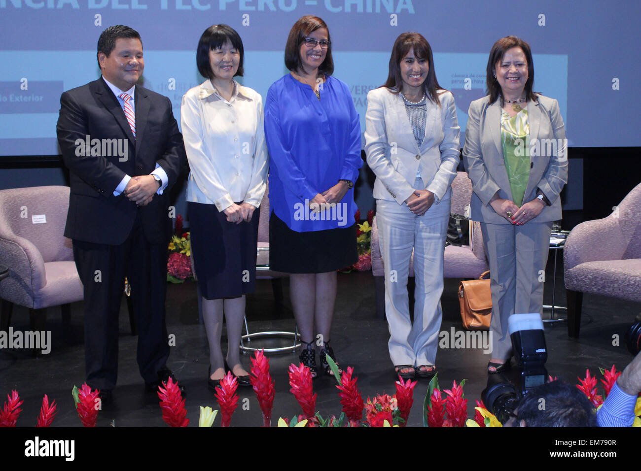 China peru free trade hi-res stock photography and images - Alamy
