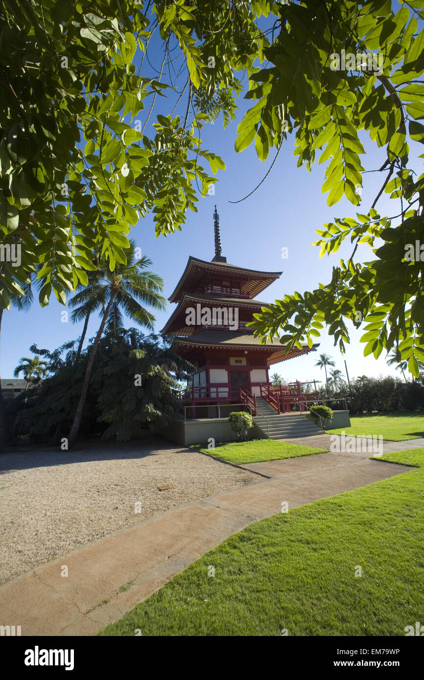 Hawaii, Maui, Lahaina Jodo Mission, Temple Framed By Tree Leaves Stock ...