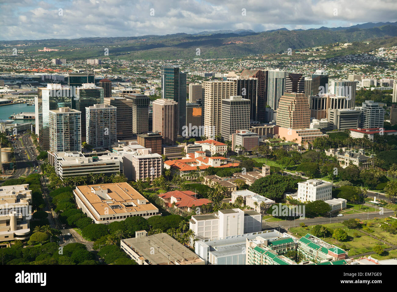 Aerial overview oahu island hawaii hi-res stock photography and images ...