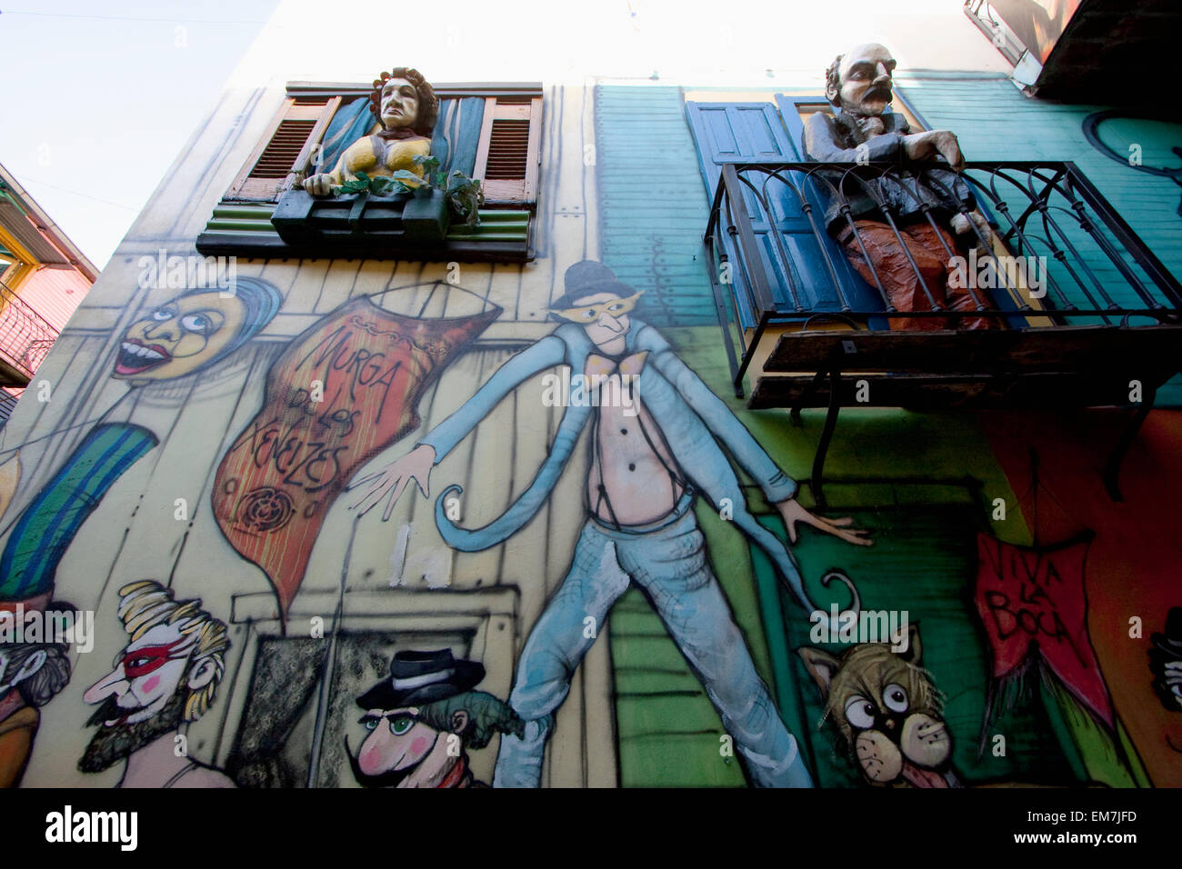 Giant puppets at the Corazon del Tango Conventillo, Barrio La Boca ...