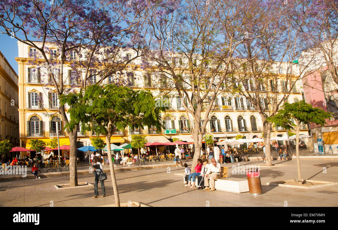 People enjoying a sunny spring afternoon in Plaza de la Merced, Malaga ...
