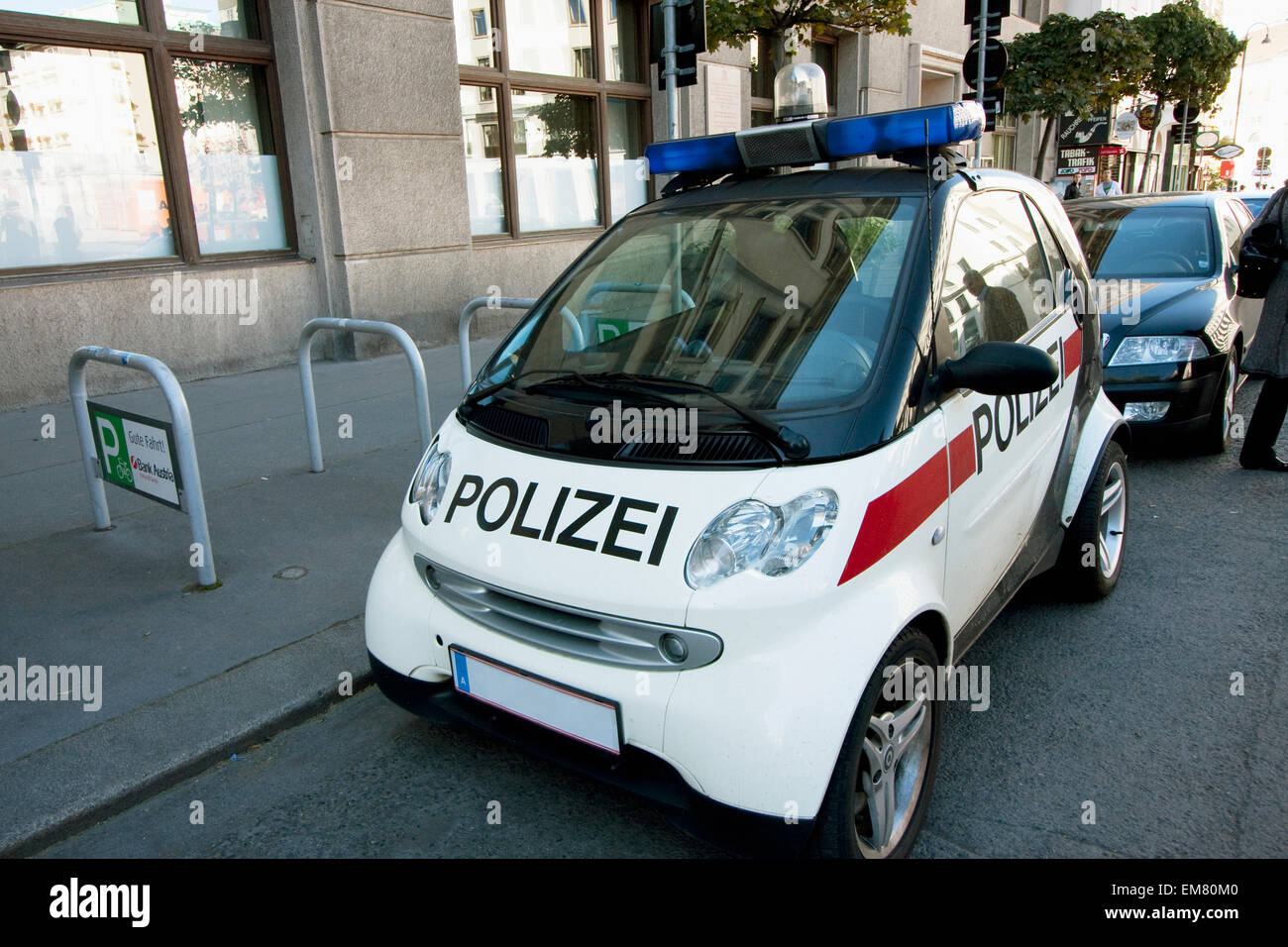 Smart police car, Vienna (Wien), Austria Stock Photo - Alamy