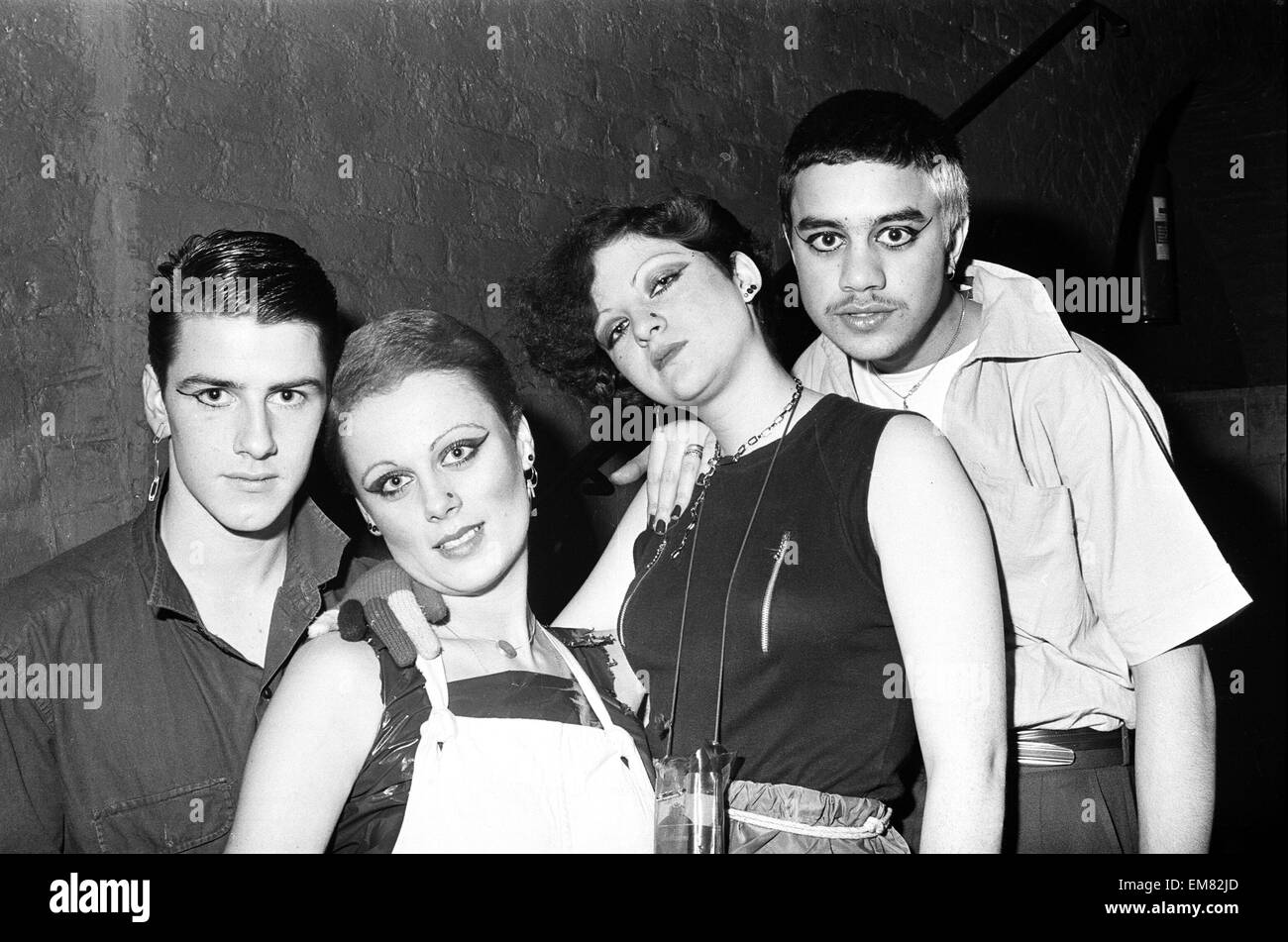 November 1976 hi-res stock photography and images - Alamy