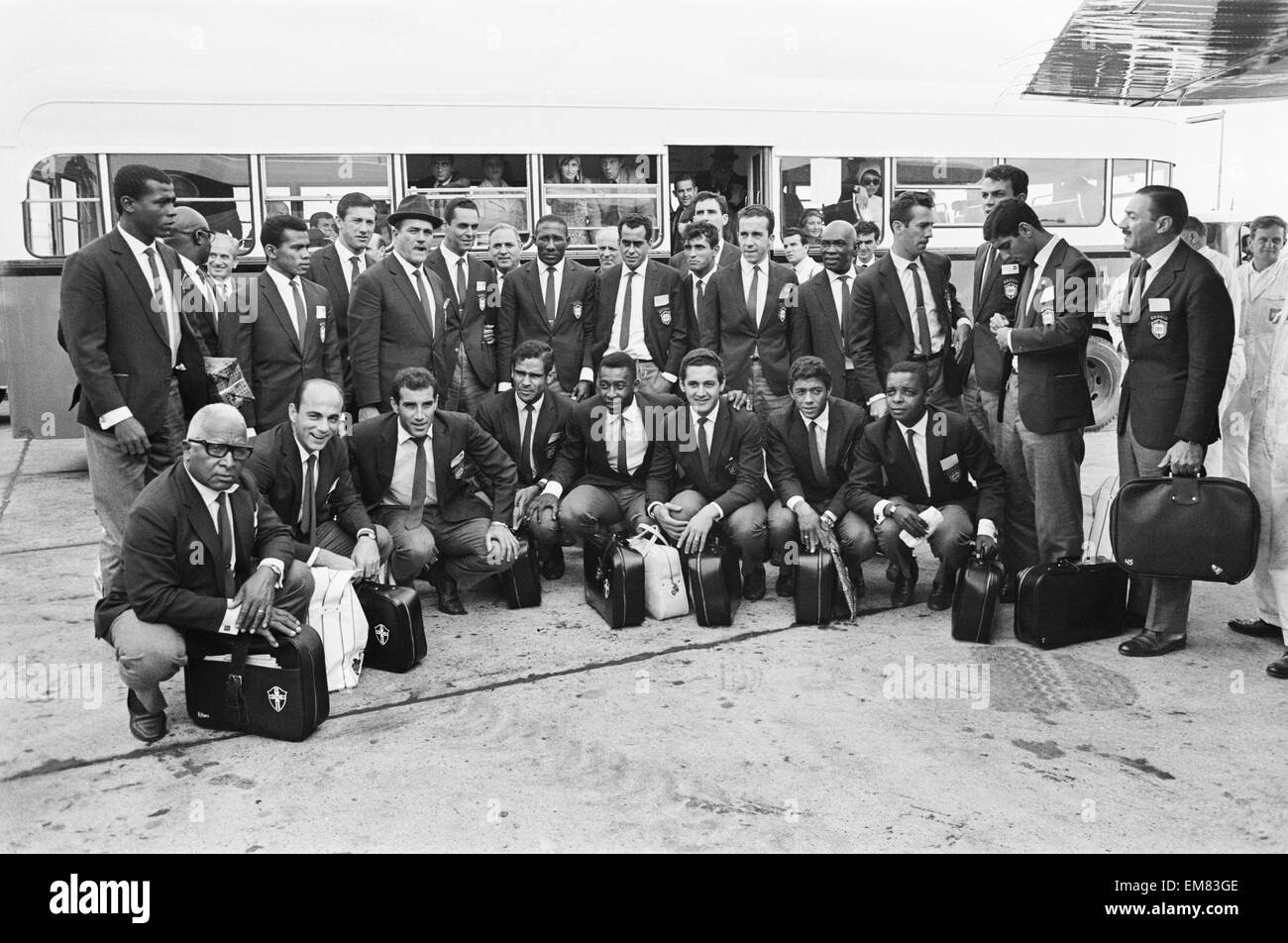 World cup 1966 pele Black and White Stock Photos & Images - Alamy