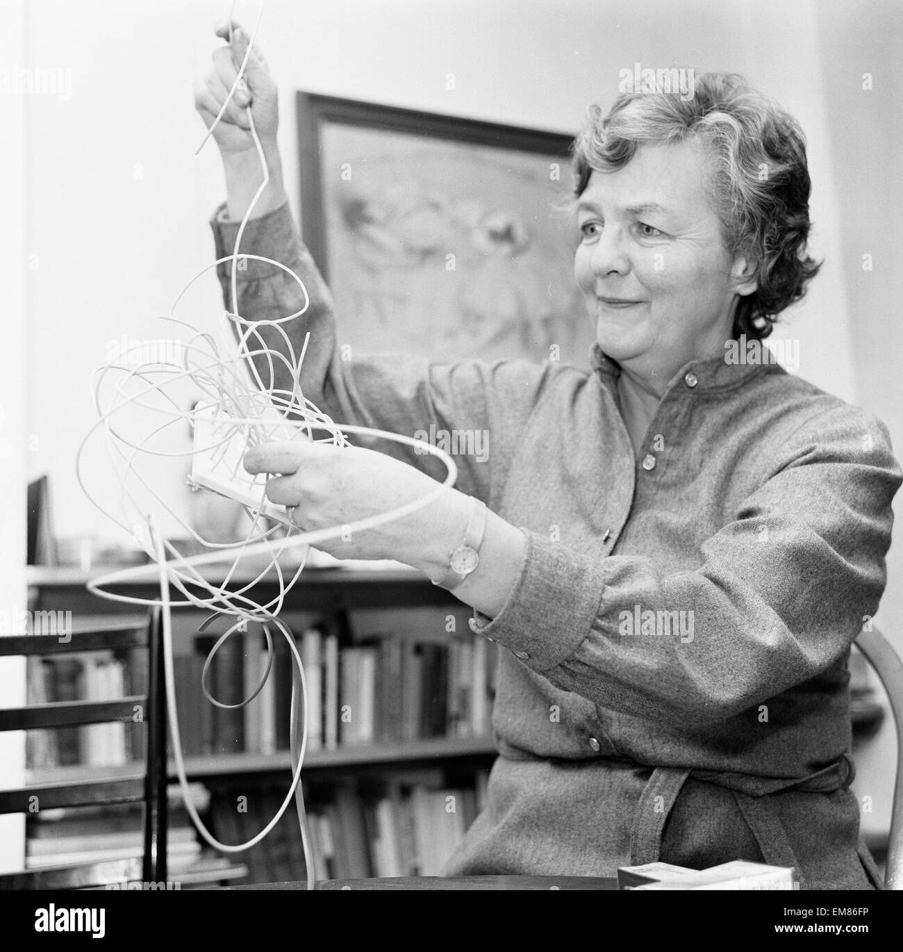 Author Jessica Mitford, basket weaving 30th November 1974 Stock Photo ...