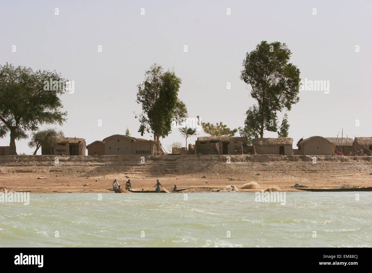 Village along the shores of the Niger River between Mopti and Lake Debo ...