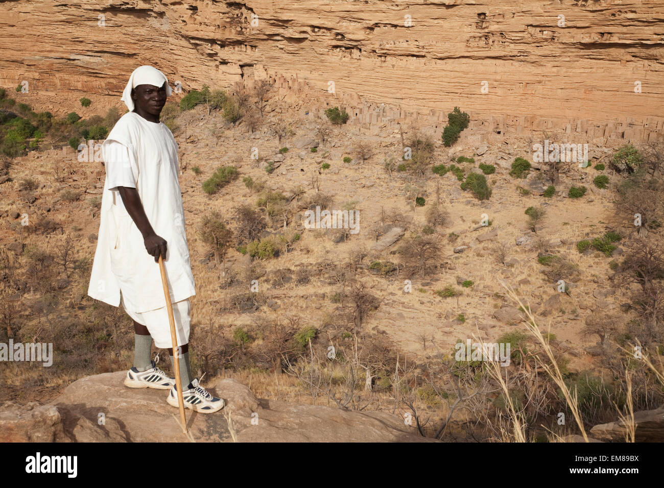 Dogon man, Bongo, Mali Stock Photo - Alamy