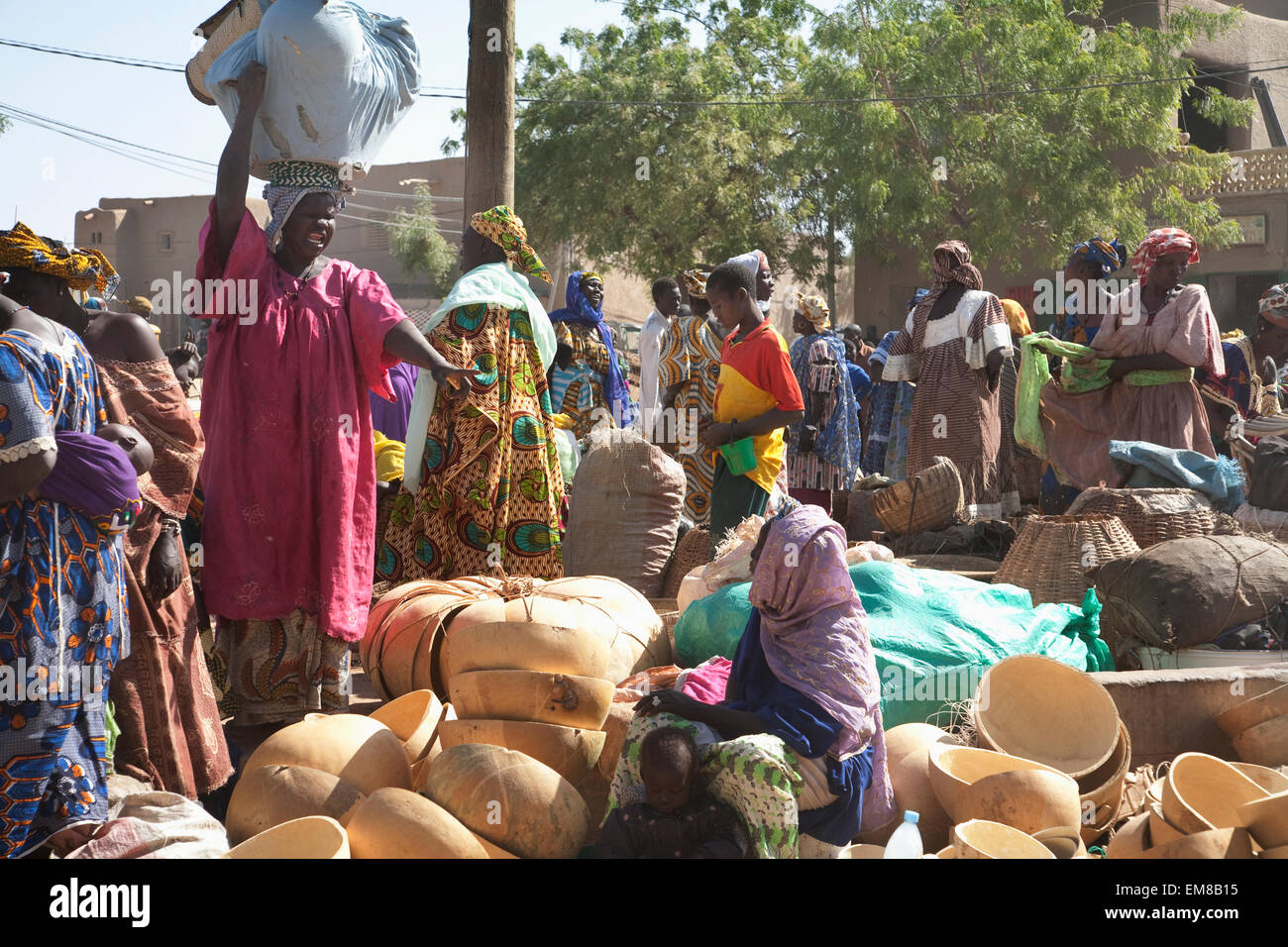 Pumpkin vessels for sales at the Monday Market, Djenne, Mali Stock ...
