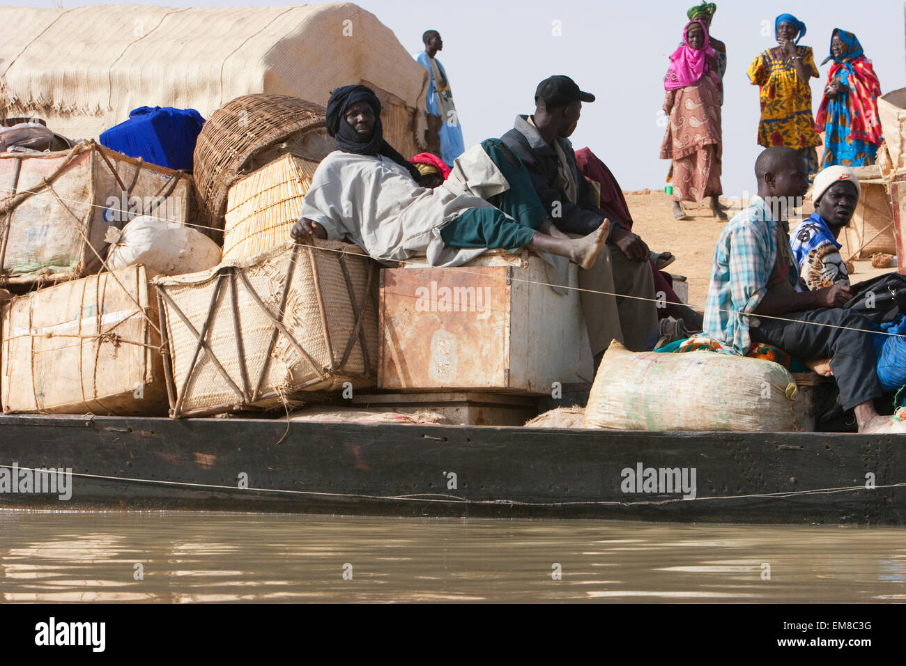 Pinasse carrying cargo and passengers on the Niger River between Mopti ...