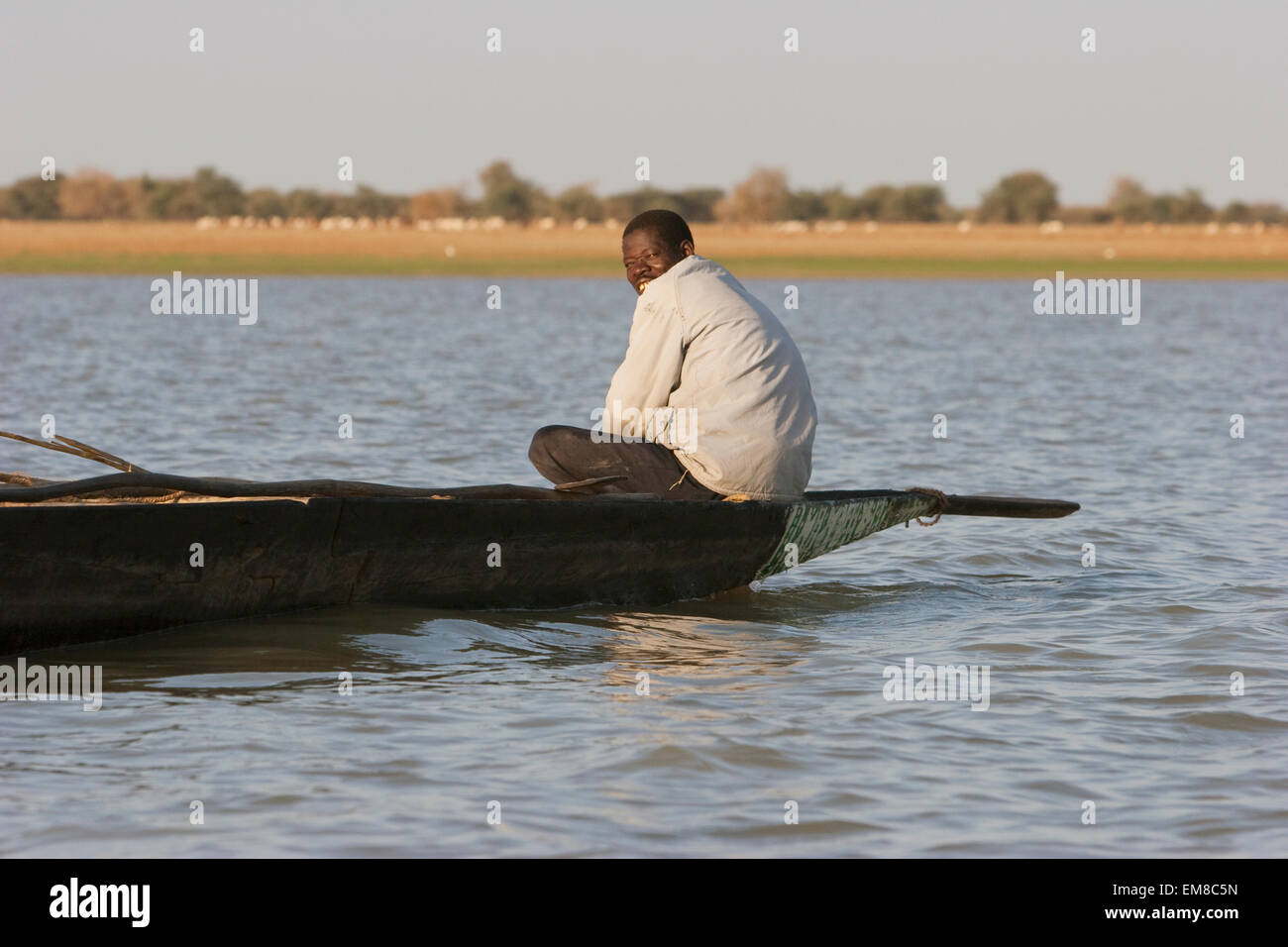 Man on a boat on the Niger River between Lake Debo and Sebi, Mali Stock ...
