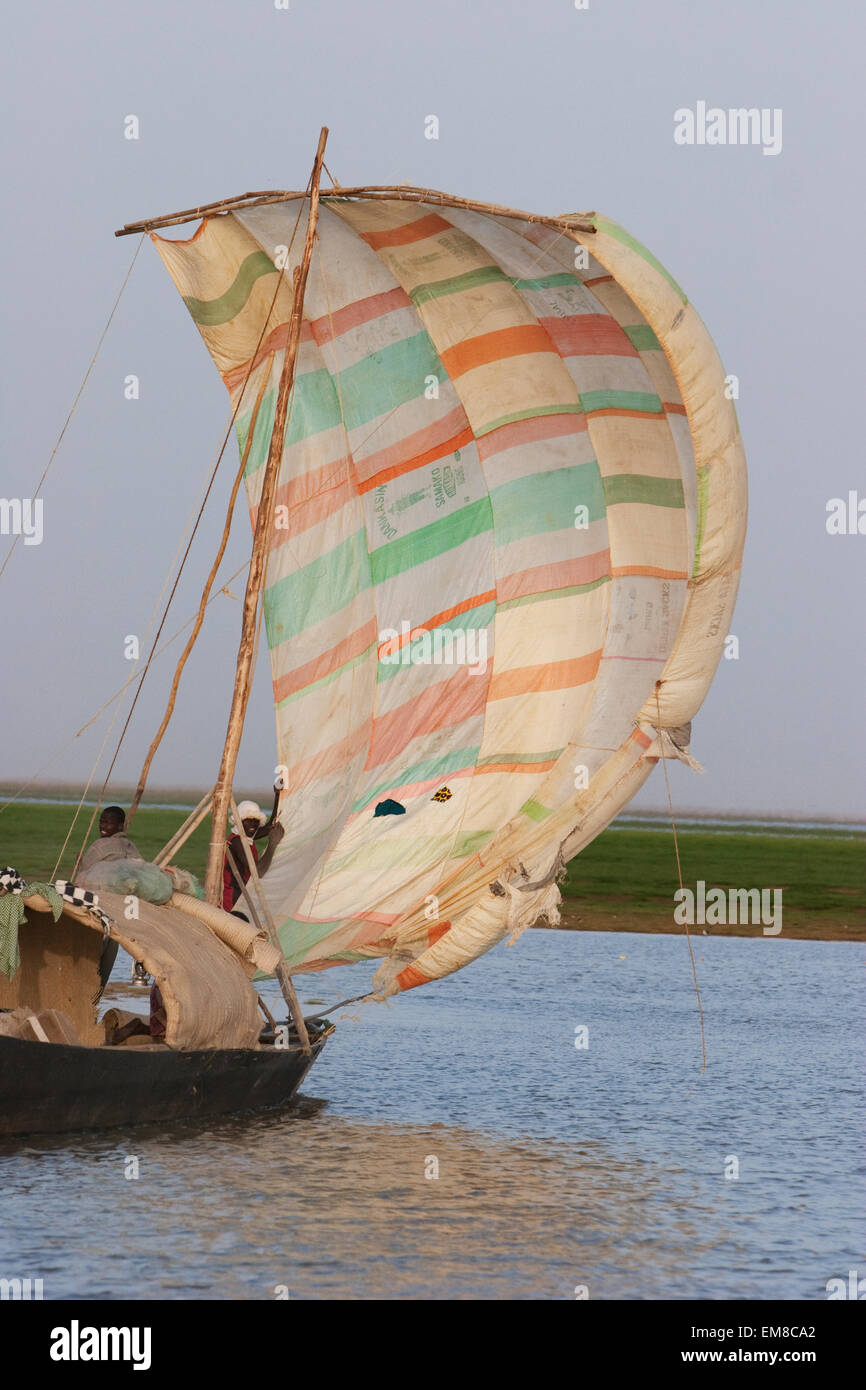 Sail boat on Lake Debo, formed by the seasonal flooding of the Niger ...