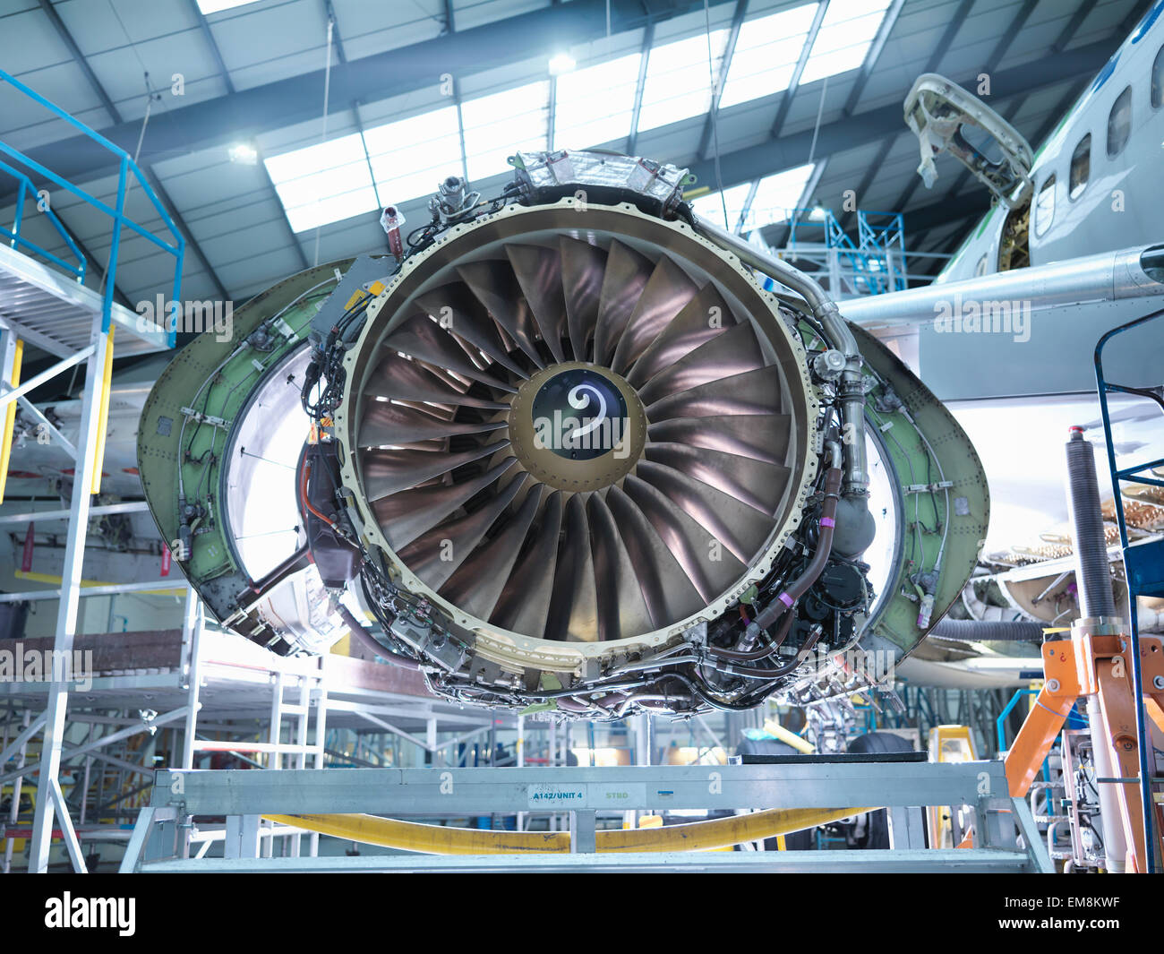 Commercial jet maintenance hi-res stock photography and images - Alamy