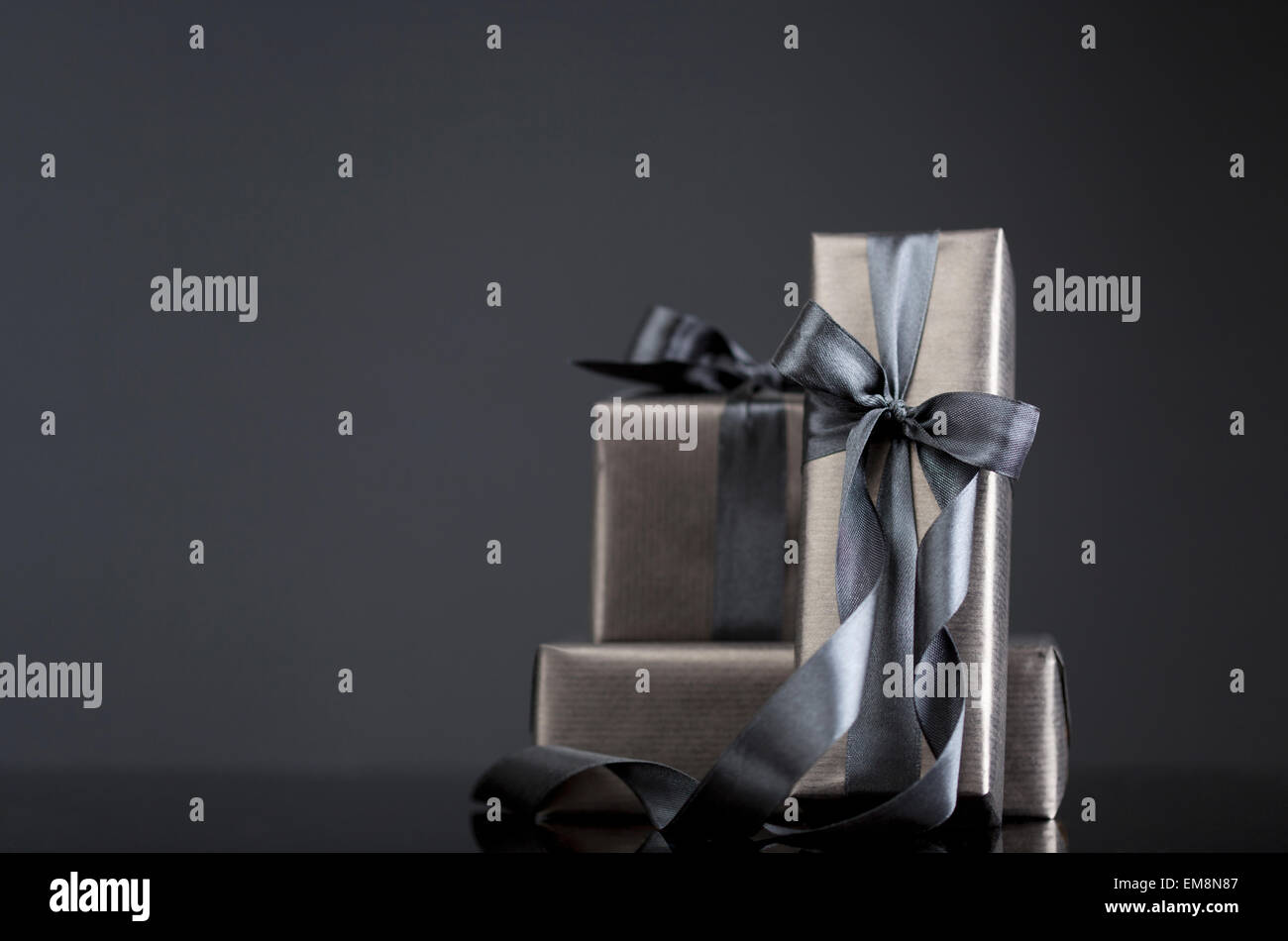 Wrapped boxes hi-res stock photography and images - Alamy